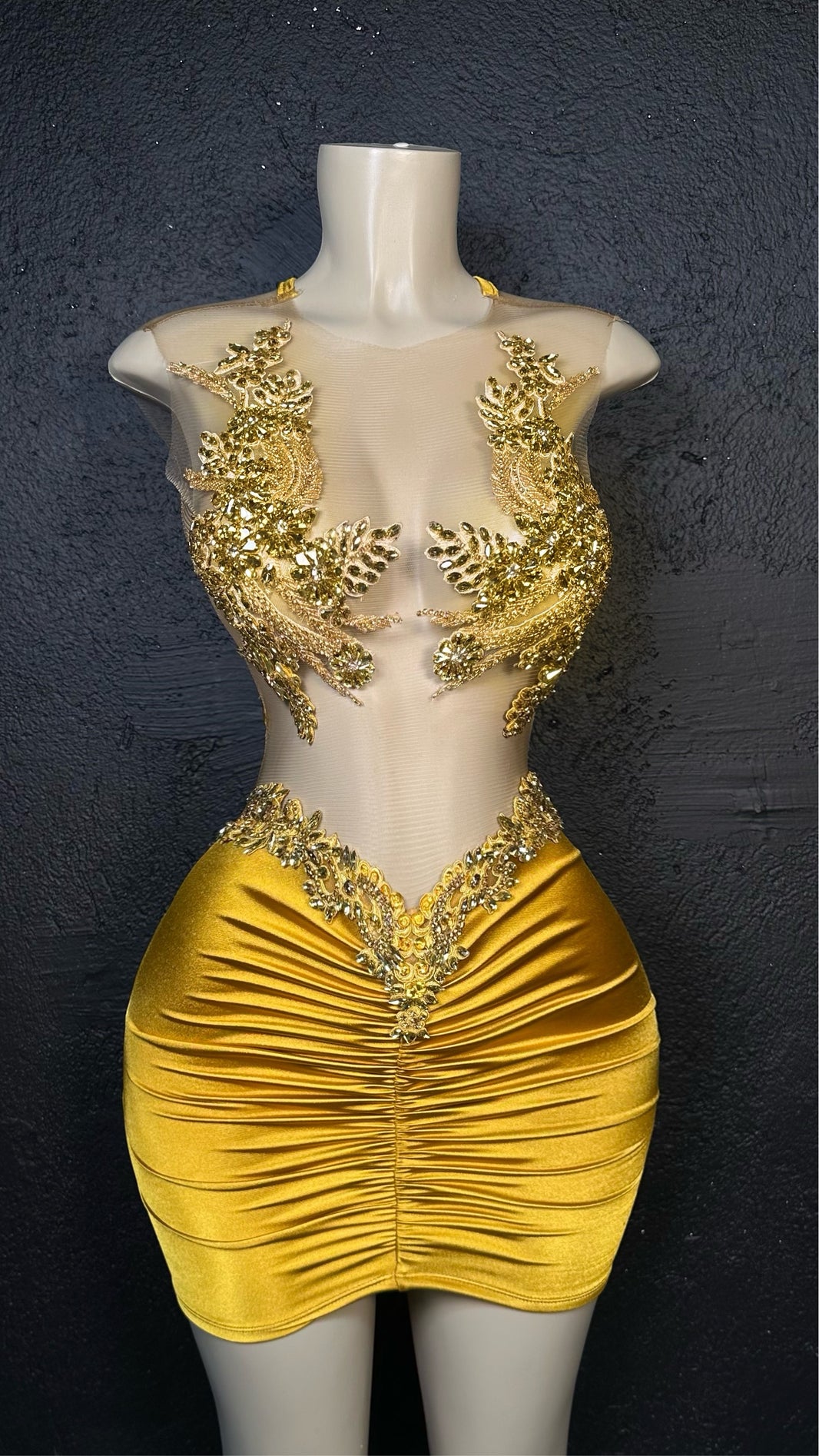 LEO – Steph's Designs